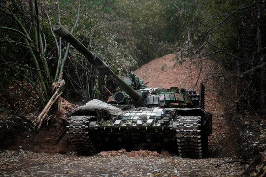 รูปภาพT-64 – เลือกดูภาพถ่ายสต็อก เวกเตอร์ และวิดีโอ314 | Adobe Stock