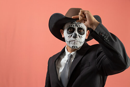 Catrin 이미지 – 찾아보기 786 스톡 사진, 벡터 및 비디오 | Adobe Stock