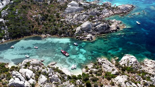 Caprera Bilder – Durchsuchen 3,941 Archivfotos, Vektorgrafiken und ...