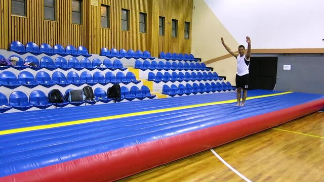 Rondat Bilder – Durchsuchen 46 Archivfotos, Vektorgrafiken und Videos ...