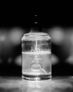 รูปภาพAmpullar – เลือกดูภาพถ่ายสต็อก เวกเตอร์ และวิดีโอ1,102 | Adobe Stock