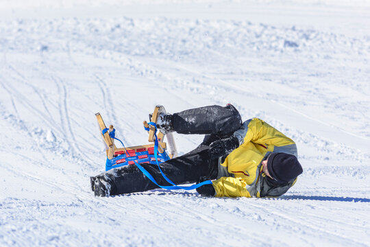 รูปภาพSchlittern – เลือกดูภาพถ่ายสต็อก เวกเตอร์ และวิดีโอ164 | Adobe Stock