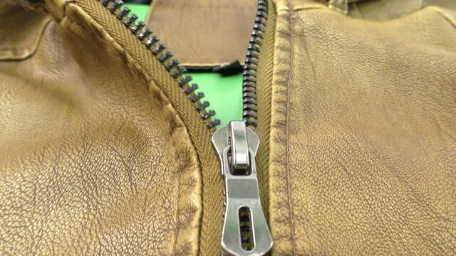 "Open Zipper" Immagini - Sfoglia 160 foto, vettoriali e video Stock ...