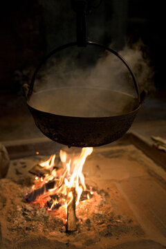 Flugasche Bilder – Durchsuchen 3,031 Archivfotos, Vektorgrafiken und Videos | Adobe Stock