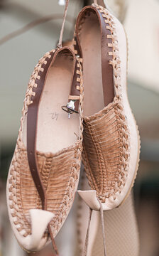 Opanci Bilder – Durchsuchen 86 Archivfotos, Vektorgrafiken und Videos ...