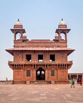 Diwan-E-Khas Bilder – Durchsuchen 136 Archivfotos, Vektorgrafiken und ...