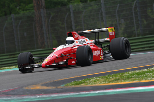 รูปภาพYining – เลือกดูภาพถ่ายสต็อก เวกเตอร์ และวิดีโอ306 | Adobe Stock