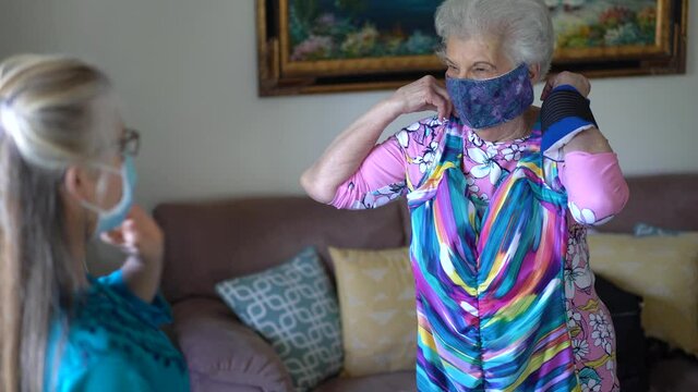 Senior Living Mask Images – Browse 2,483 Stock Photos, Vectors, and ...