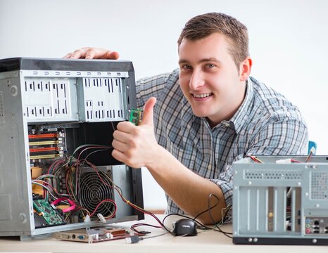 Computertechniker Bilder – Durchsuchen 148,717 Archivfotos ...