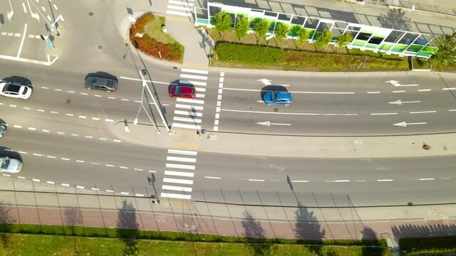 "Road Lanes" 影像 – 瀏覽 598 個素材庫相片、向量圖和影片 | Adobe Stock