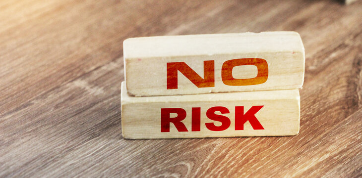 Afbeeldingen over "No Risk" – Blader in stockfoto's, vectoren en video ...