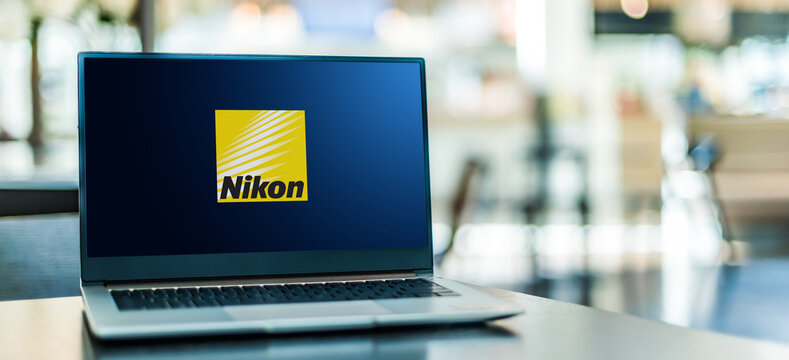 Nikon Bilder – Durchsuchen 24,356 Archivfotos, Vektorgrafiken und ...