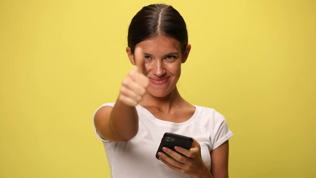 Phone Thumbs Up Images – Browse 47,458 Stock Photos, Vectors, and Video ...