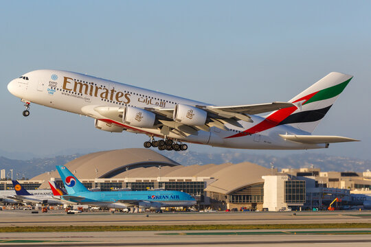 A380-800 Images – Browse 534 Stock Photos, Vectors, and Video | Adobe Stock