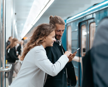"migration Pendulaire" : photos, illustrations, vecteurs et vidéos ...