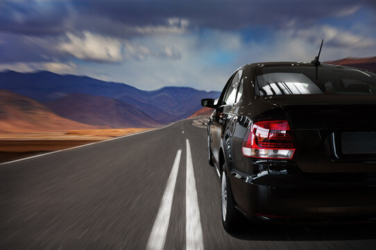 Car Driving Up Mountain Images – Browse 3,864 Stock Photos, Vectors ...