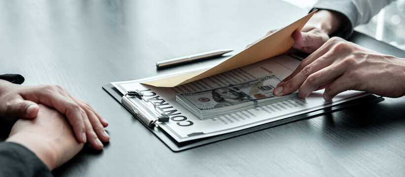 รูปภาพUntrustworthy – เลือกดูภาพถ่ายสต็อก เวกเตอร์ และวิดีโอ883 | Adobe ...