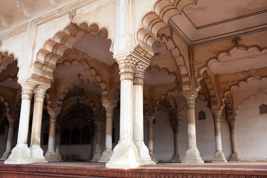 รูปภาพDiwan-I-Am – เลือกดูภาพถ่ายสต็อก เวกเตอร์ และวิดีโอ117 | Adobe Stock