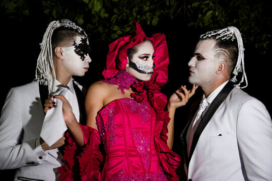 รูปภาพCatrin – เลือกดูภาพถ่ายสต็อก เวกเตอร์ และวิดีโอ630 | Adobe Stock