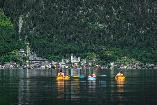 รูปภาพHallstattersee – เลือกดูภาพถ่ายสต็อก เวกเตอร์ และวิดีโอ1,562 ...