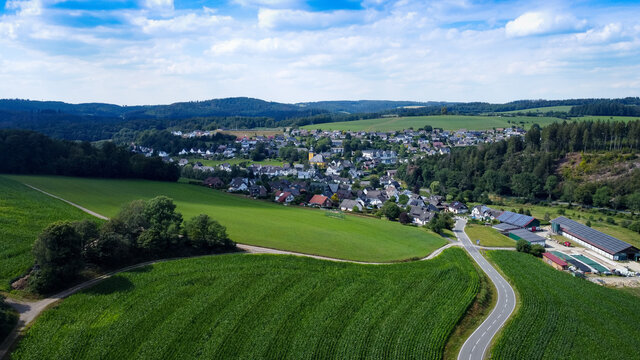 Wildenburg bilder – Bläddra bland 141 stockfoton, vektorer och videor ...