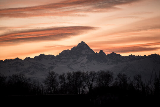 รูปภาพCozie – เลือกดูภาพถ่ายสต็อก เวกเตอร์ และวิดีโอ643 | Adobe Stock