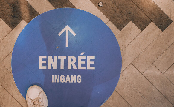 Ingang Images – Browse 166 Stock Photos, Vectors, and Video | Adobe Stock