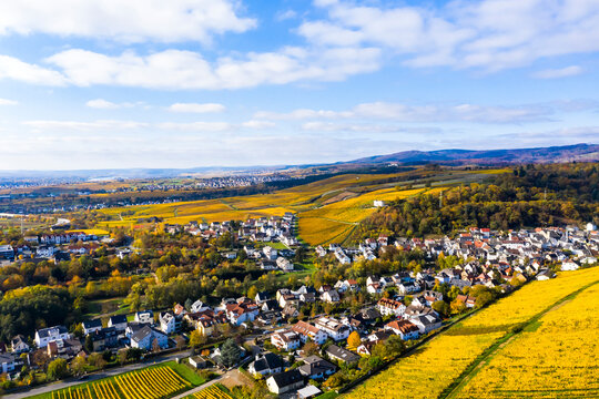 Walluf Bilder – Durchsuchen 104 Archivfotos, Vektorgrafiken und Videos ...