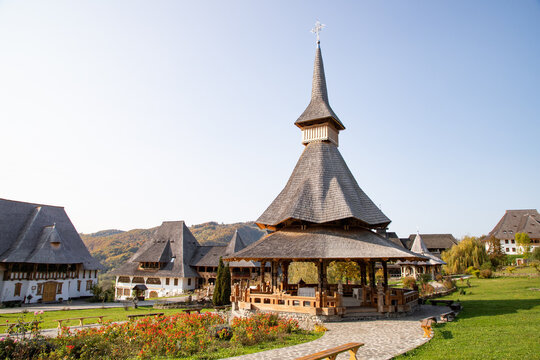 รูปภาพMaramures – เลือกดูภาพถ่ายสต็อก เวกเตอร์ และวิดีโอ7,402 | Adobe Stock