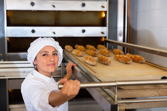 Imágenes de Cribar: descubre bancos de fotos, ilustraciones, vectores y ...