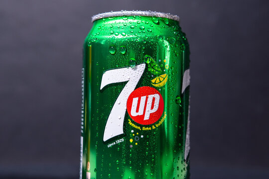 「7Up」の写真素材 | 423件の無料イラスト画像 | Adobe Stock