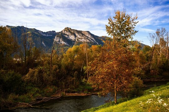 รูปภาพBorderland – เลือกดูภาพถ่ายสต็อก เวกเตอร์ และวิดีโอ1,664 | Adobe ...