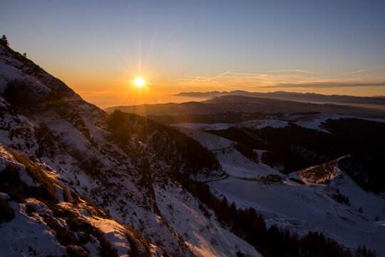 Monte Bilder – Durchsuchen 148,039 Archivfotos, Vektorgrafiken und ...