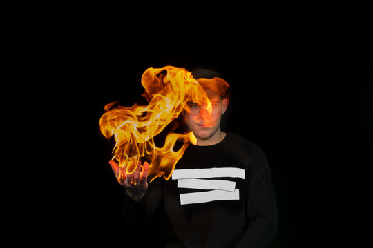 Arsonist bilder – Bläddra bland 3,042 stockfoton, vektorer och videor ...