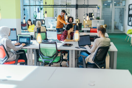 Free Office Images – Browse 60,760 Free Stock Photos, Vectors, and ...