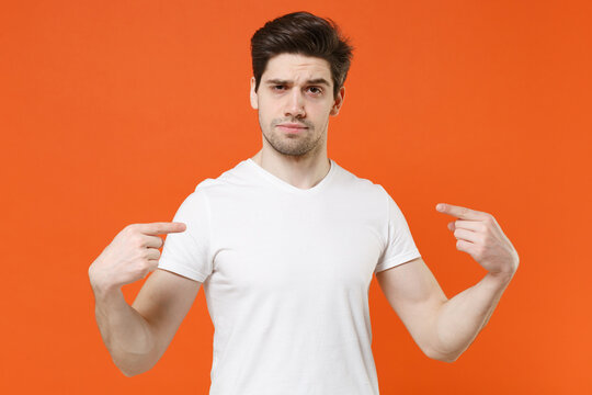 Imágenes de Unconfident: descubre bancos de fotos, ilustraciones ...