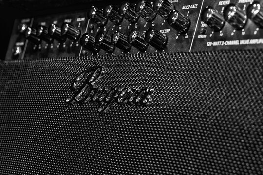 Behringer-Bilder: Stock-Fotos & -Videos. | Adobe Stock