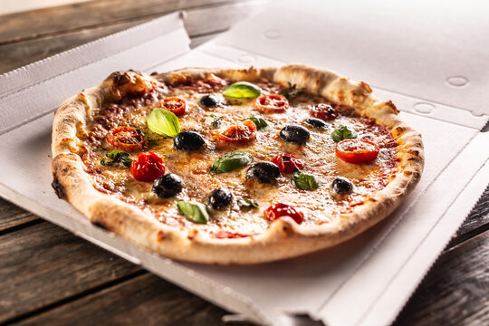 Fertigpizza Bilder – Durchsuchen 11,578 Archivfotos, Vektorgrafiken und ...