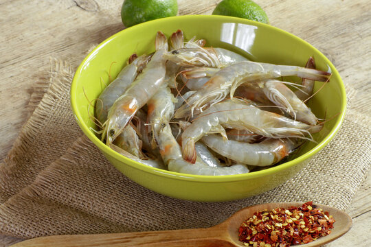 "Queen Prawns" bilder – Bläddra bland 127,300 stockfoton, vektorer och ...