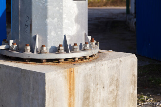 Betonmast Bilder – Durchsuchen 2,348 Archivfotos, Vektorgrafiken und ...