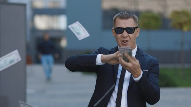 รูปภาพExtravagance – เลือกดูภาพถ่ายสต็อก เวกเตอร์ และวิดีโอ18,100 ...