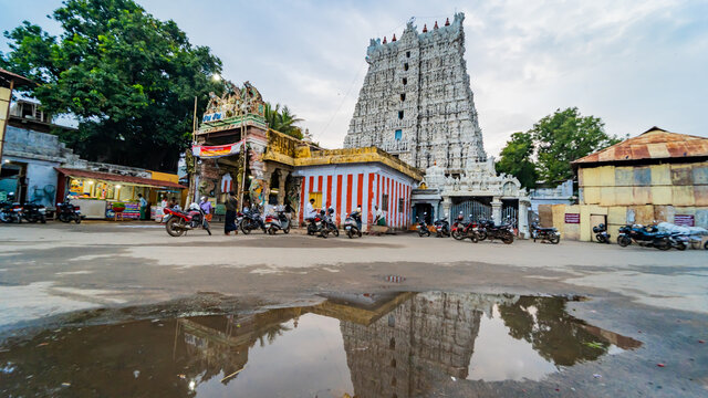 รูปภาพSuchindram – เลือกดูภาพถ่ายสต็อก เวกเตอร์ และวิดีโอ73 | Adobe Stock