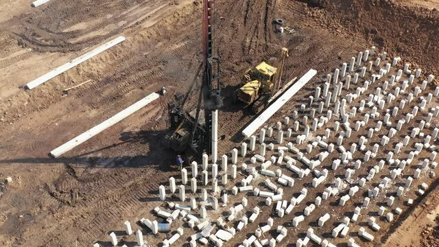 "Pile Driving Machine" Images – Browse 183 Stock Photos, Vectors, and ...