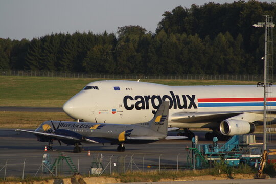 Uld Images – Browse 257 Stock Photos, Vectors, and Video | Adobe Stock