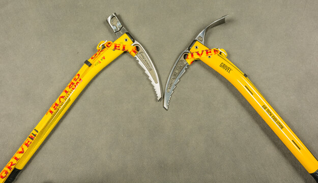 Piolet Bilder – Durchsuchen 8,068 Archivfotos, Vektorgrafiken und ...