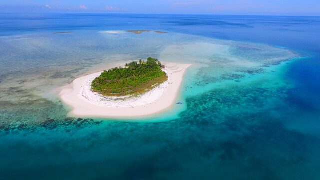 Sandinsel Bilder – Durchsuchen 2,193,433 Archivfotos, Vektorgrafiken ...