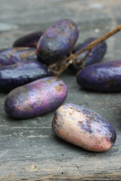 Safou - Images et vidéos libres de droits | Adobe Stock