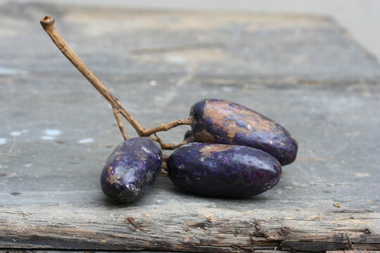 Safou - Images et vidéos libres de droits | Adobe Stock