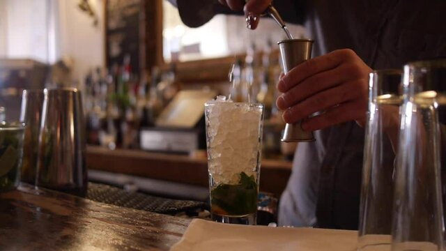 รูปภาพSwizzle – เลือกดูภาพถ่ายสต็อก เวกเตอร์ และวิดีโอ969 | Adobe Stock