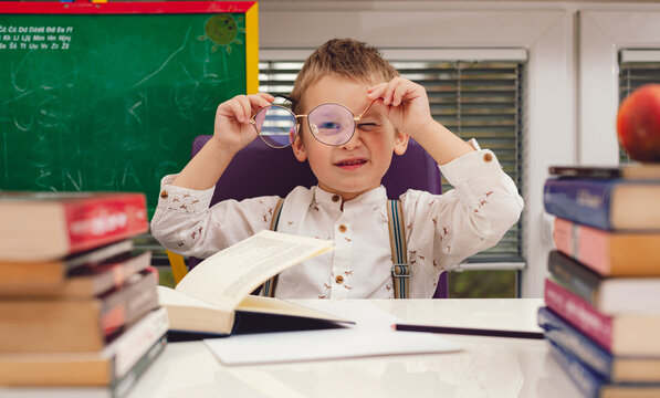 "Ready To Learn" Imagens – Procure 306 fotos, vetores e vídeos | Adobe ...